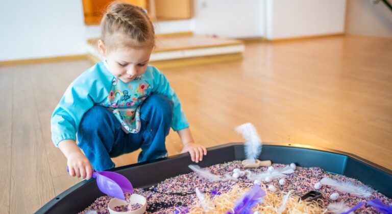 5 Summer Tuff Tray Ideas for Early Years | eyworks